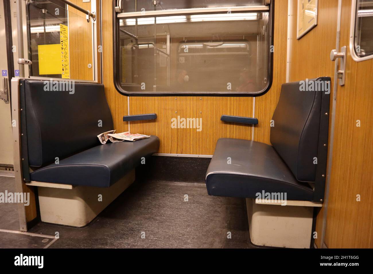 Empty train compartment at a subway station Stock Photo - Alamy
