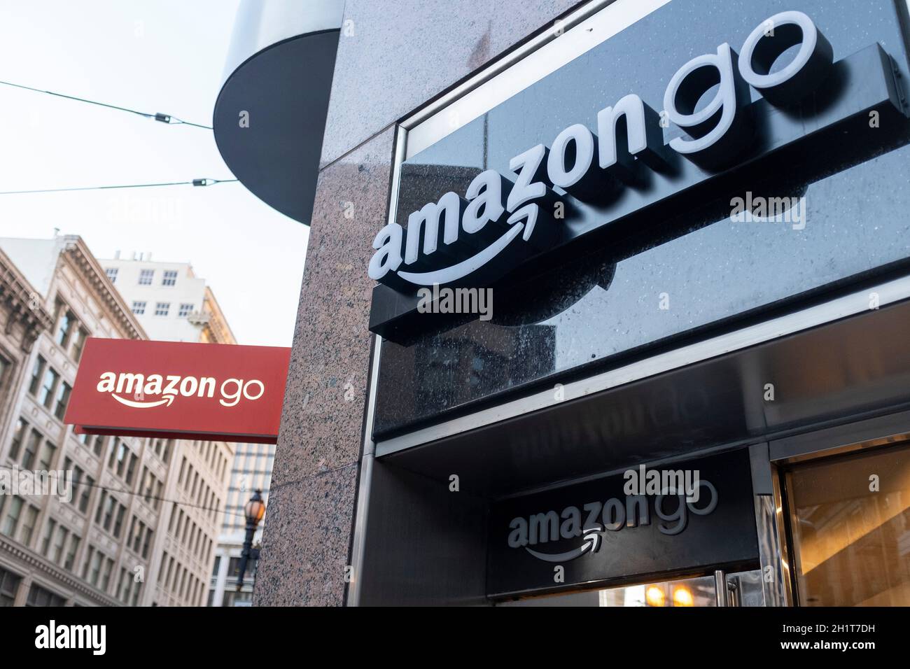 Amazon go store california hi-res stock photography and images - Alamy