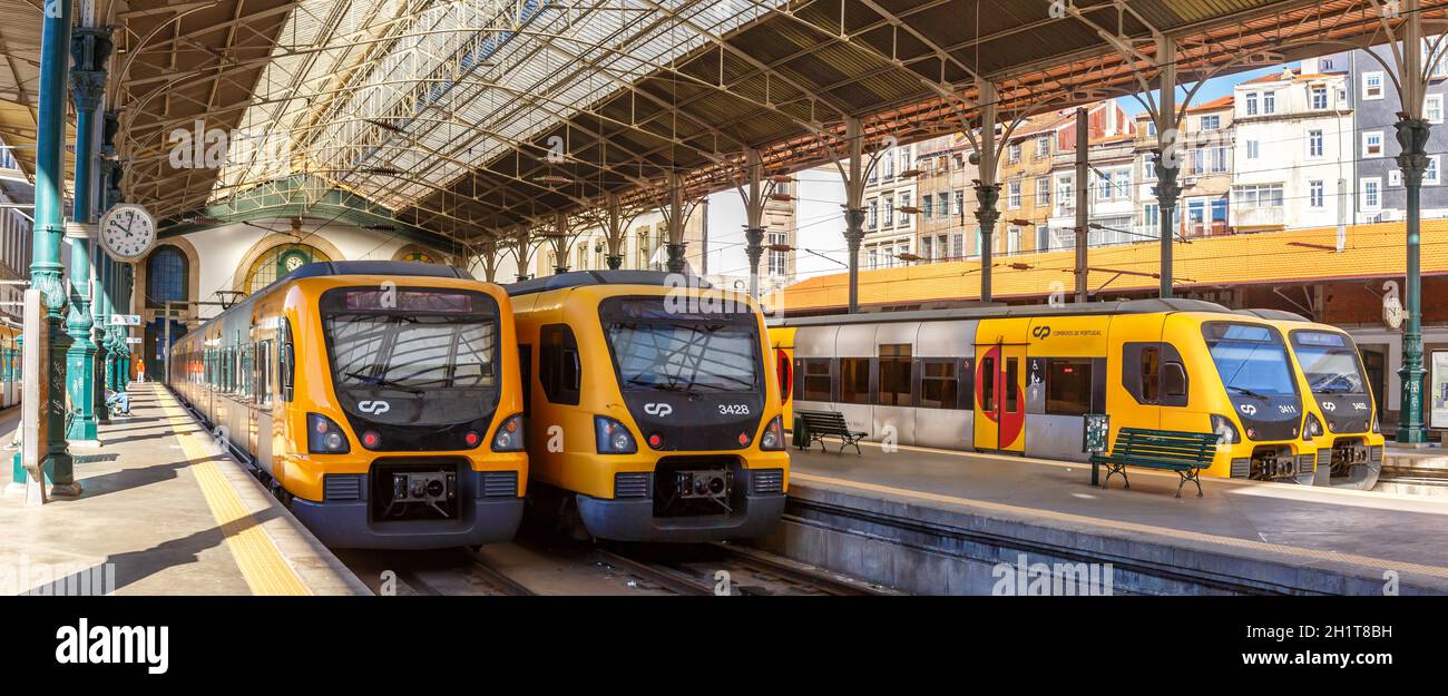 Porto, Portugal - September 22, 2021: Trains at Porto Sao Bento railway ...