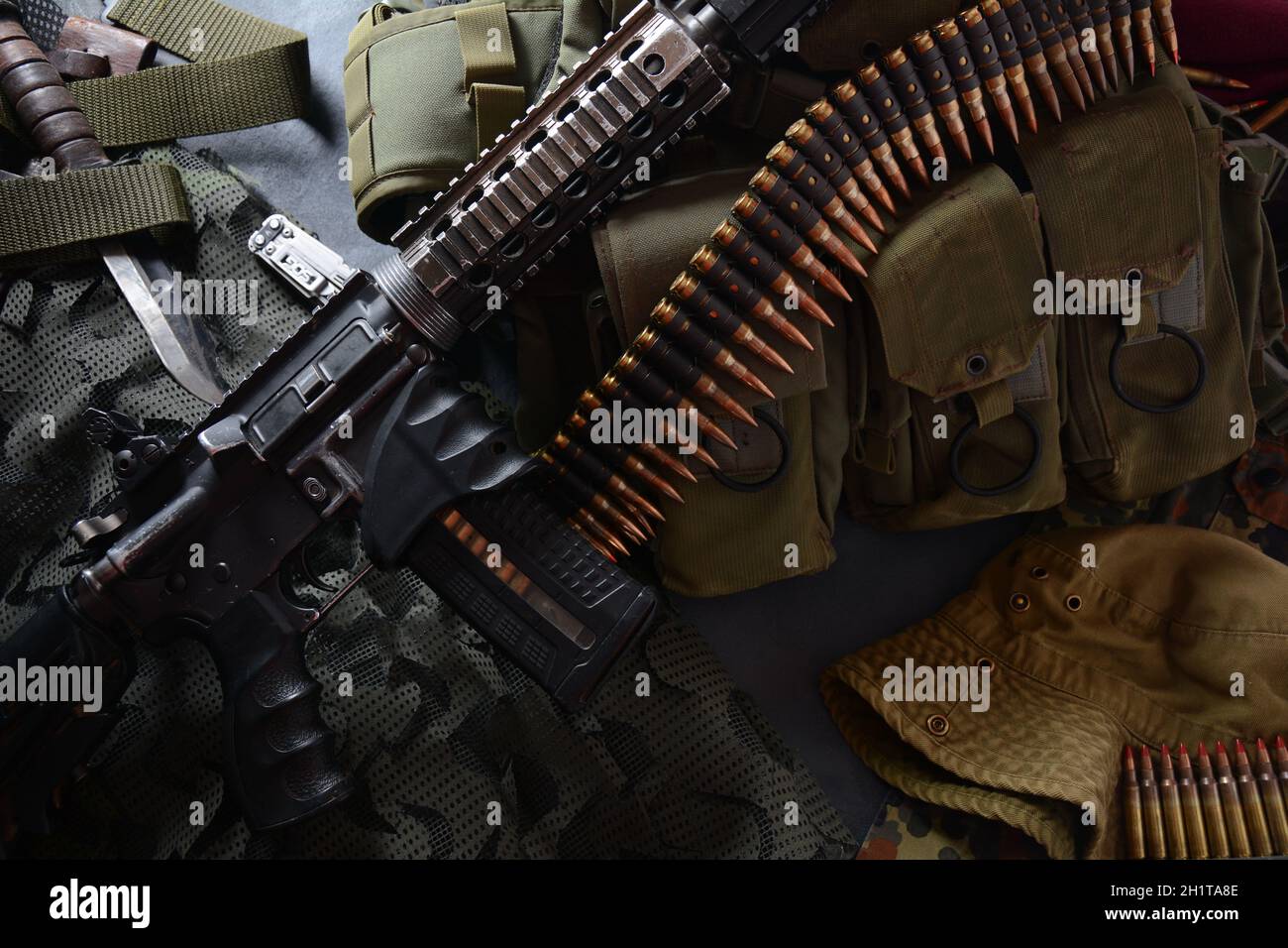 M4 carbine weapons hi-res stock photography and images - Alamy