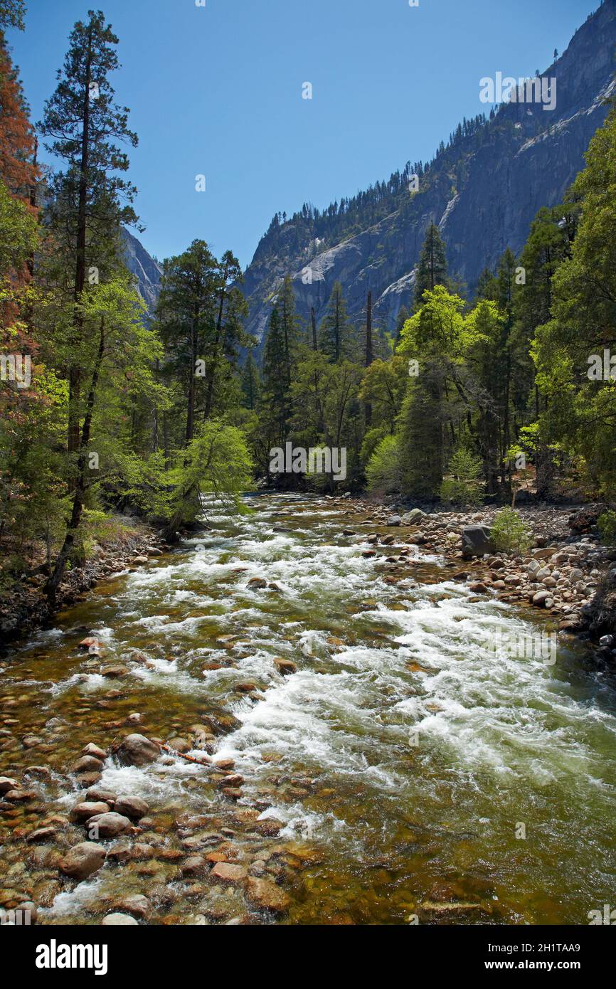Sierra nevada river valley hi-res stock photography and images - Alamy