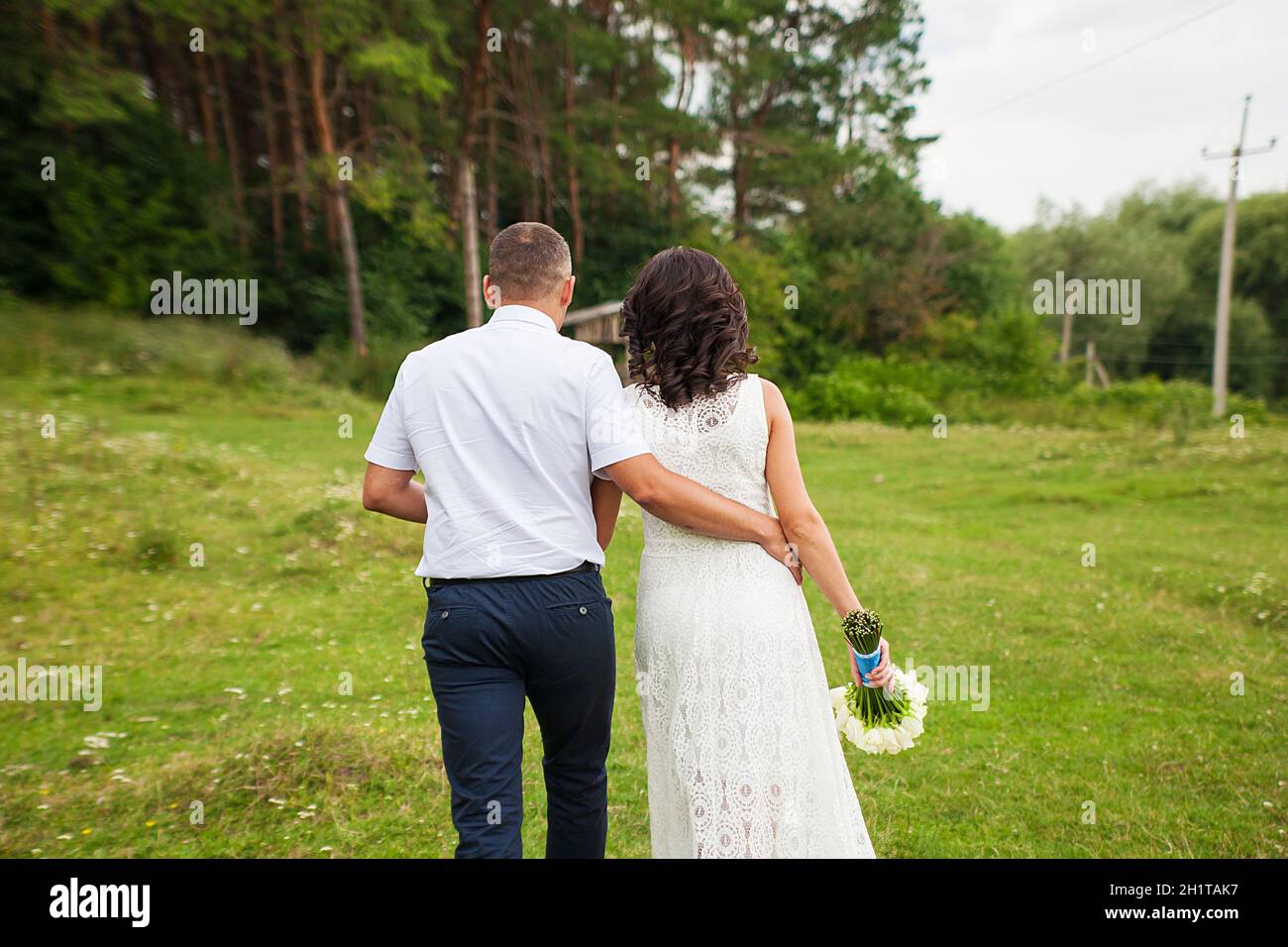 Groom going wedding hi-res stock photography and images - Alamy