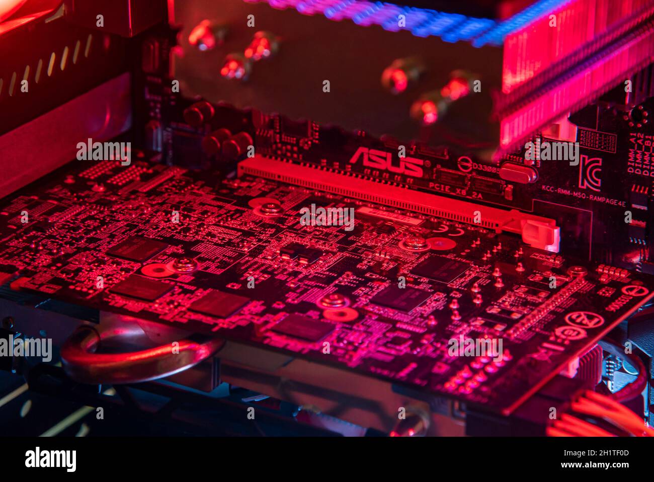 LOS ANGELES, USA 25 APRIL 2021: Gaming pc interior detail illuminated ...