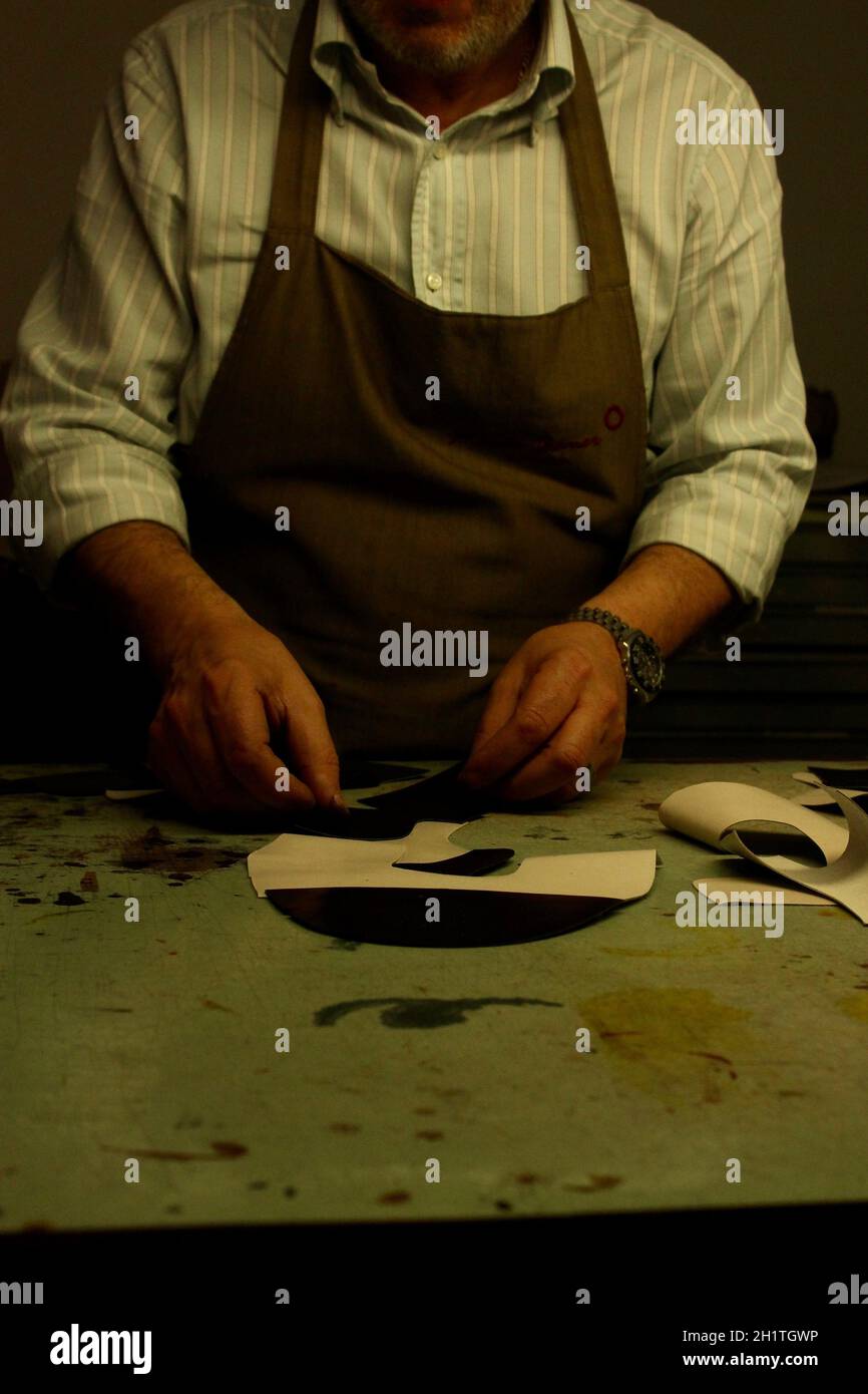 Real cutting surface hi-res stock photography and images - Alamy