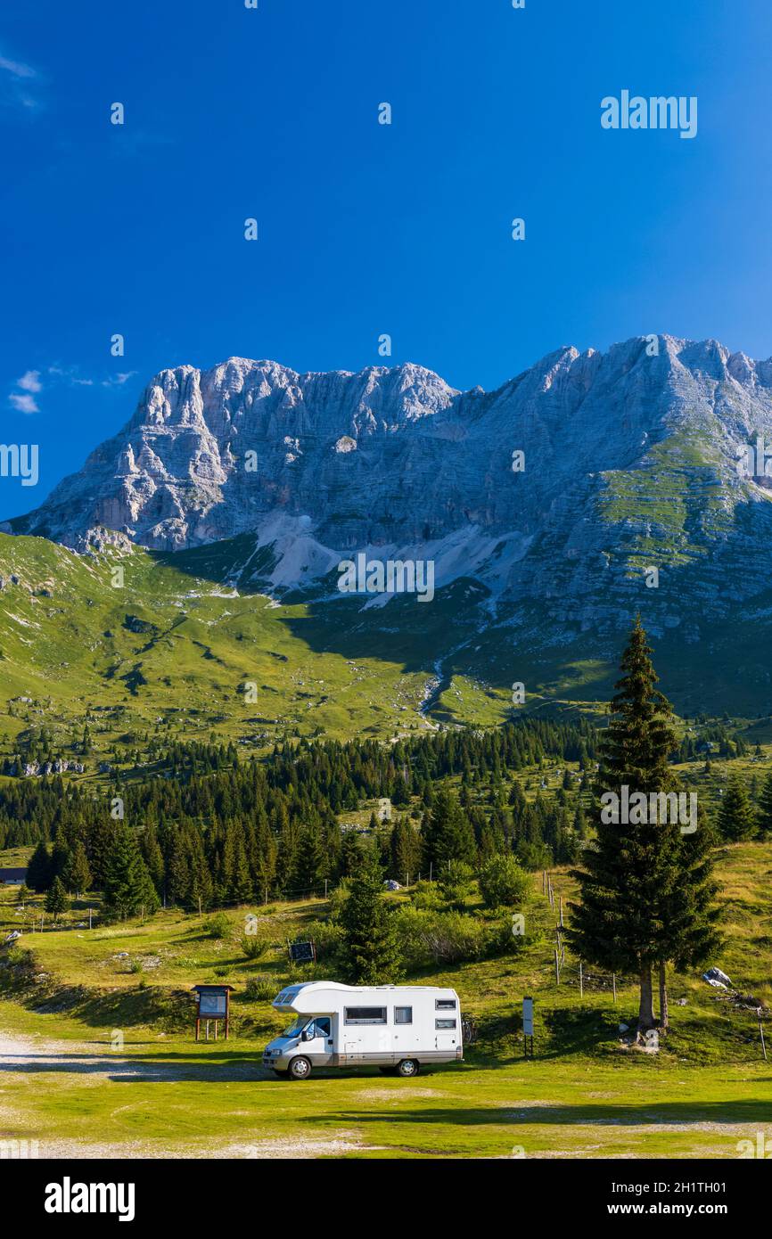 Auto sleeper trip hi-res stock photography and images - Alamy