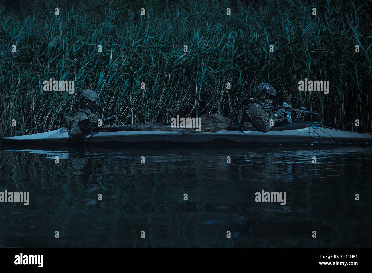 Special forces operators in the military kayak Stock Photo - Alamy