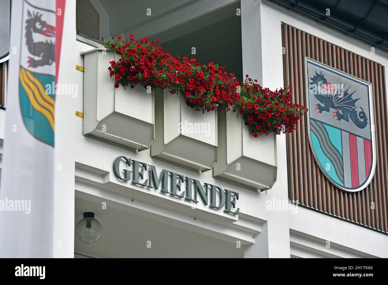 Das Gemeindeamt von Bad Goisern im Salzkammergut, Österreich, Europa - The municipal office of ...
