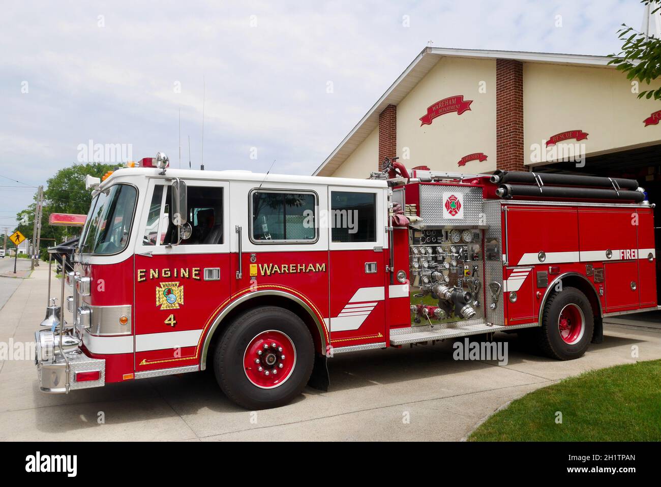 Fire engine ladder work hi-res stock photography and images - Alamy