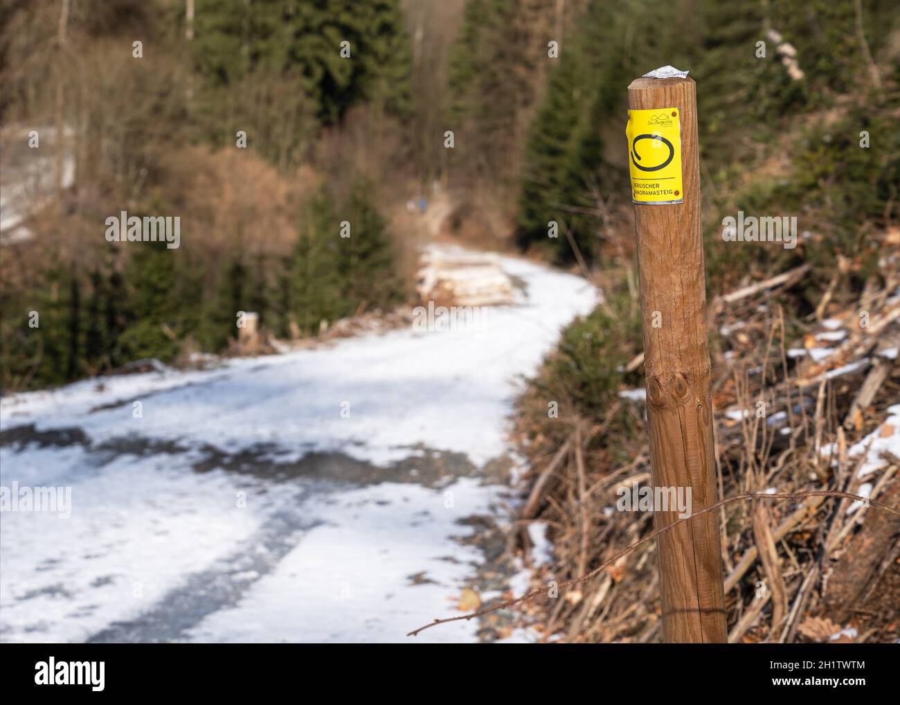 LINDLAR, GERMANY - FEBRUARY 14, 2021: Long distance hiking trail ...