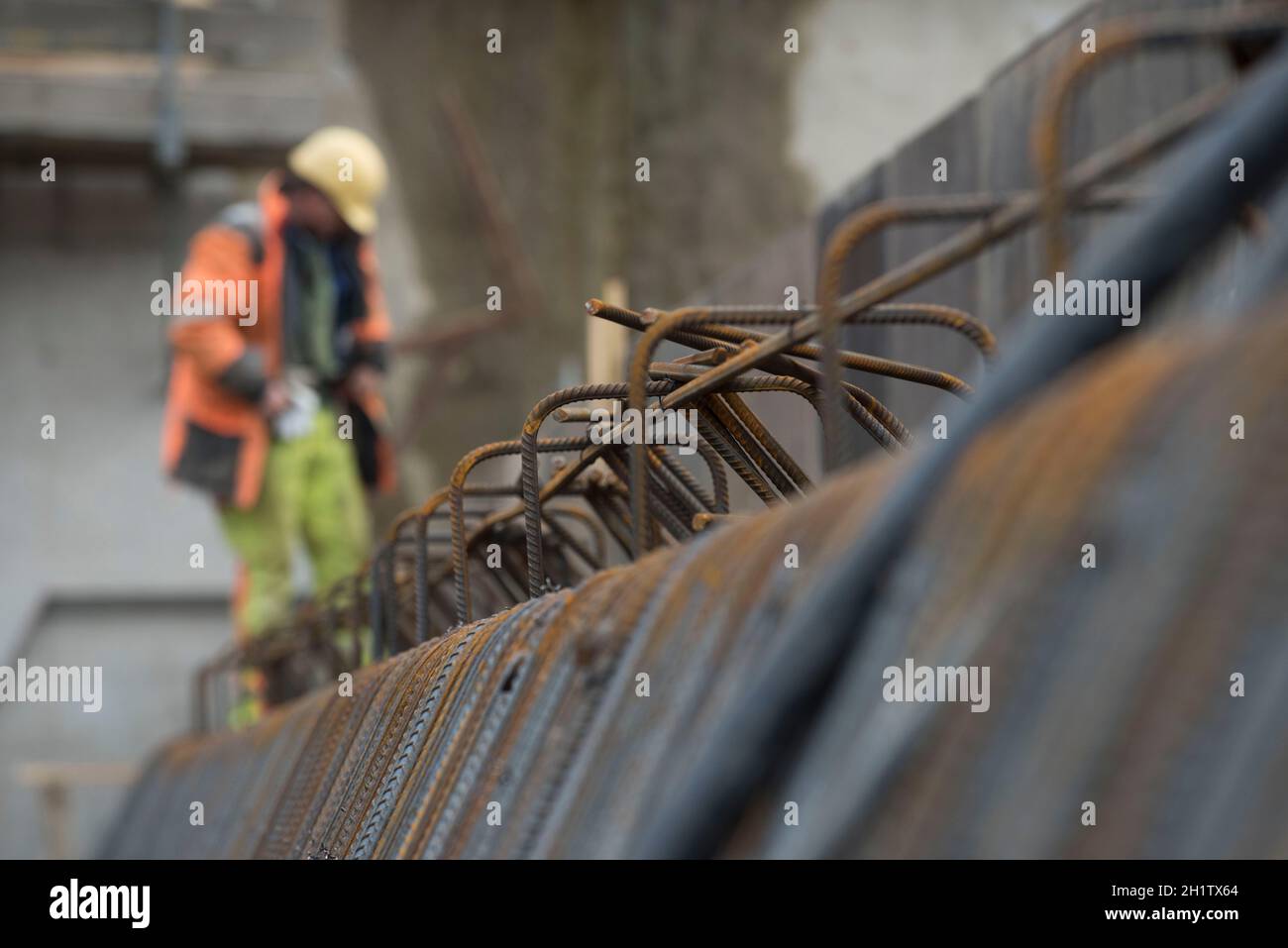 Armored concrete hi-res stock photography and images - Alamy