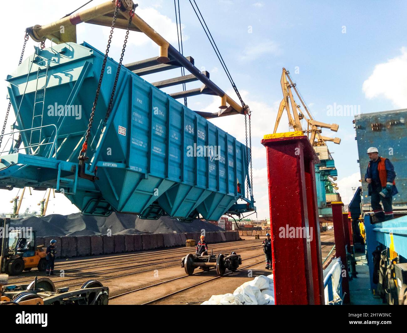 Unloading hopper hi-res stock photography and images - Alamy