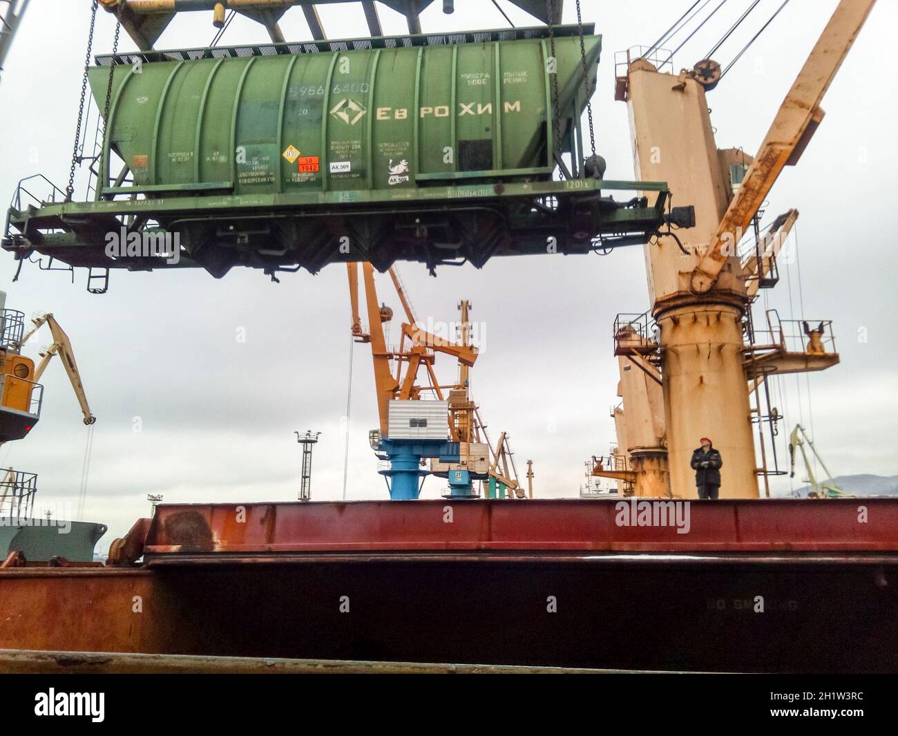 Gantry loading unloading freight train hi-res stock photography and ...