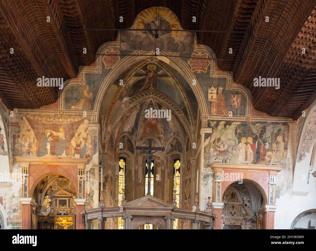 Roman architecture style interior church hi-res stock photography and ...