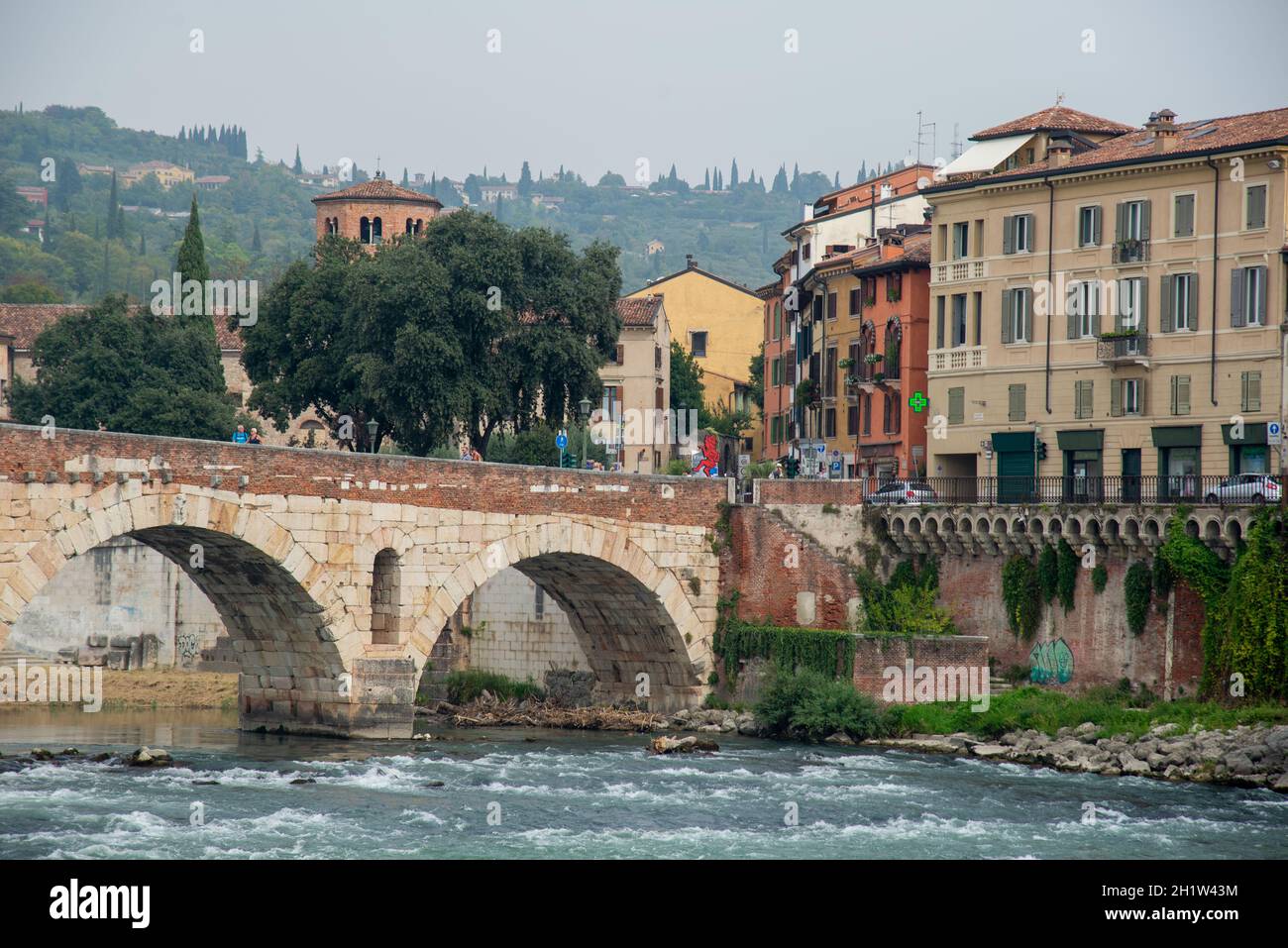 arched Pietra Bridge in Verona, Italy Stock Photo - Alamy