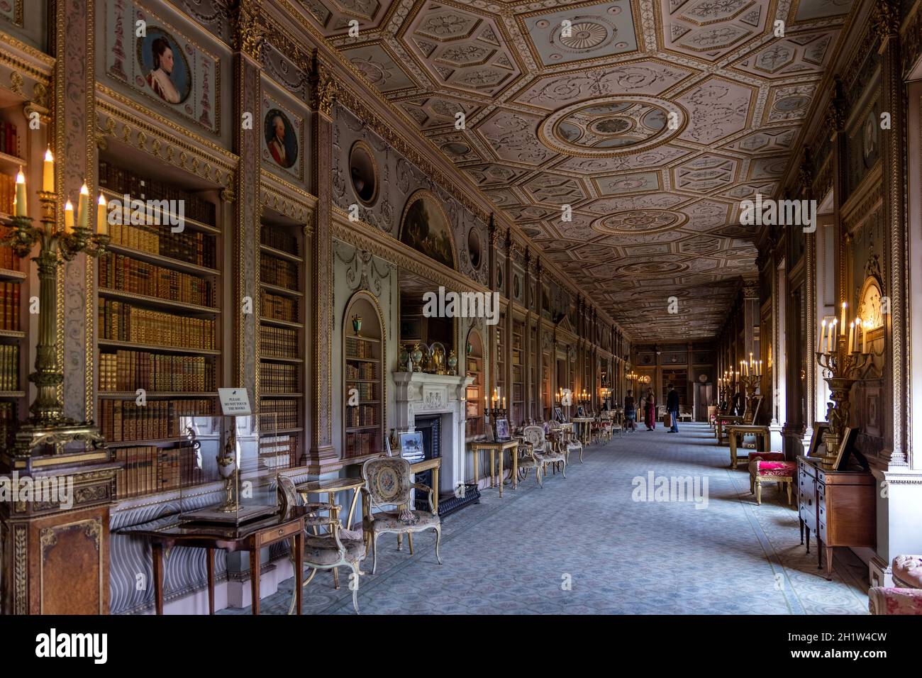 Interior gallery london architecture hi-res stock photography and ...