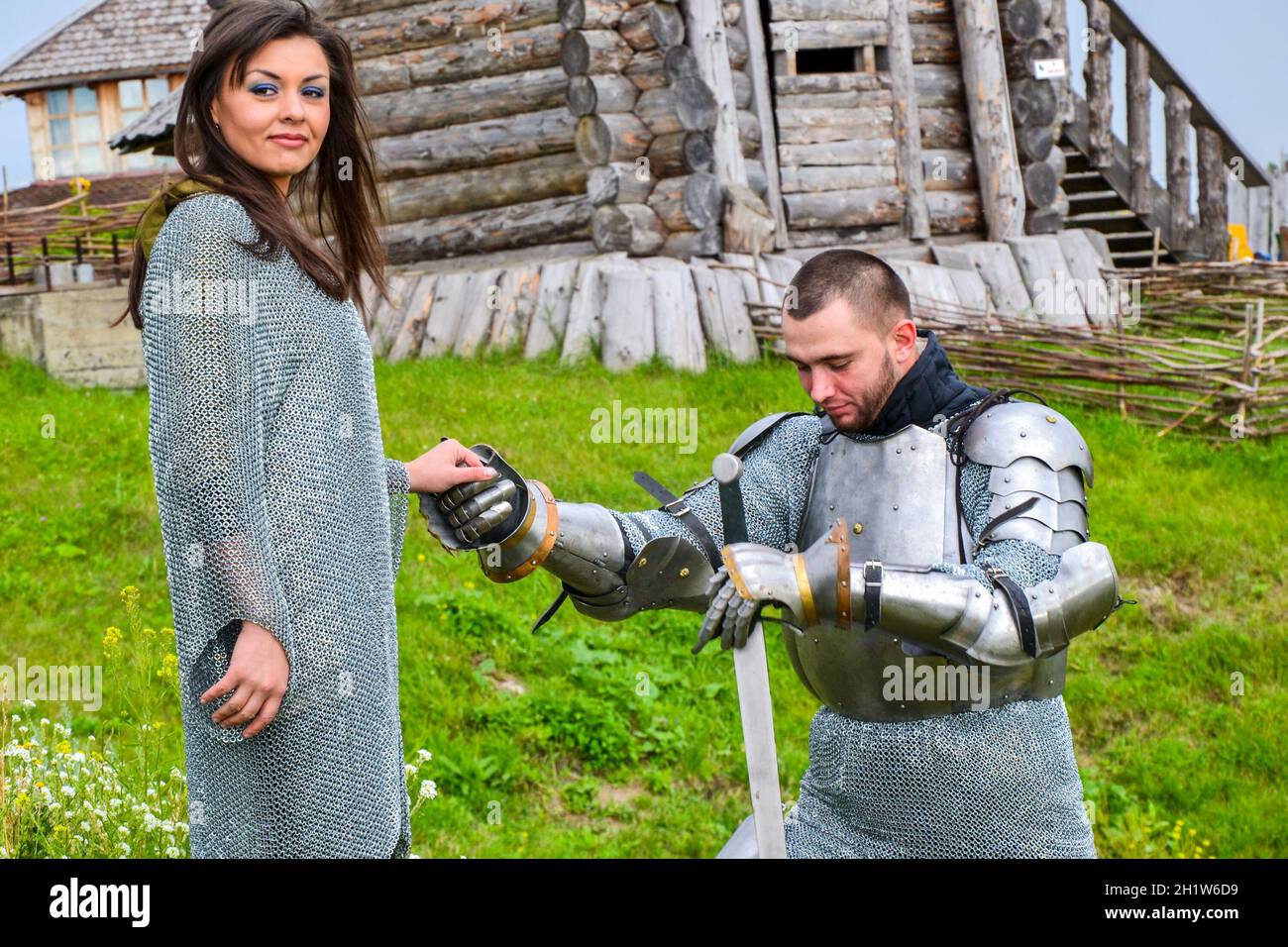 Knelt knight hi-res stock photography and images - Alamy