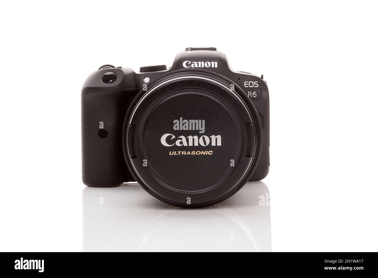 Canon eos r6 camera hi-res stock photography and images - Alamy