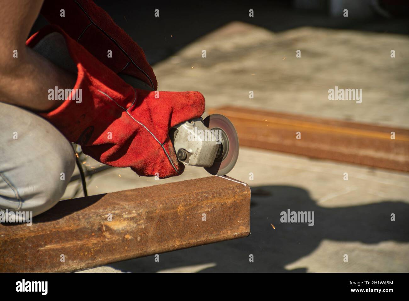 Detail angle grinder cuts iron hi-res stock photography and images - Alamy
