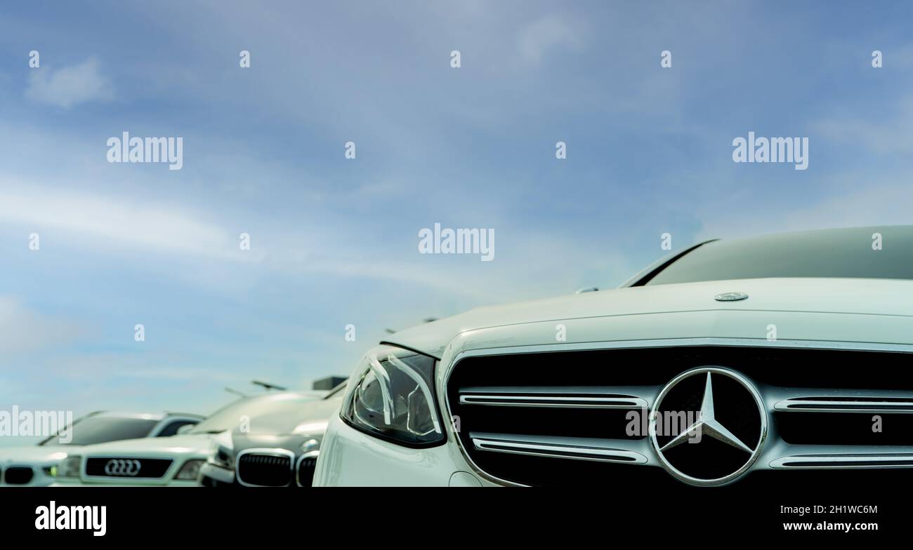 BANGKOK, THAILAND-JUNE 4, 2021 : Mercedes Benz car. Closeup logo and ...