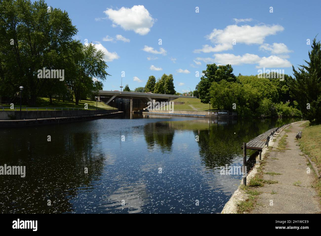Smiths falls hi-res stock photography and images - Alamy