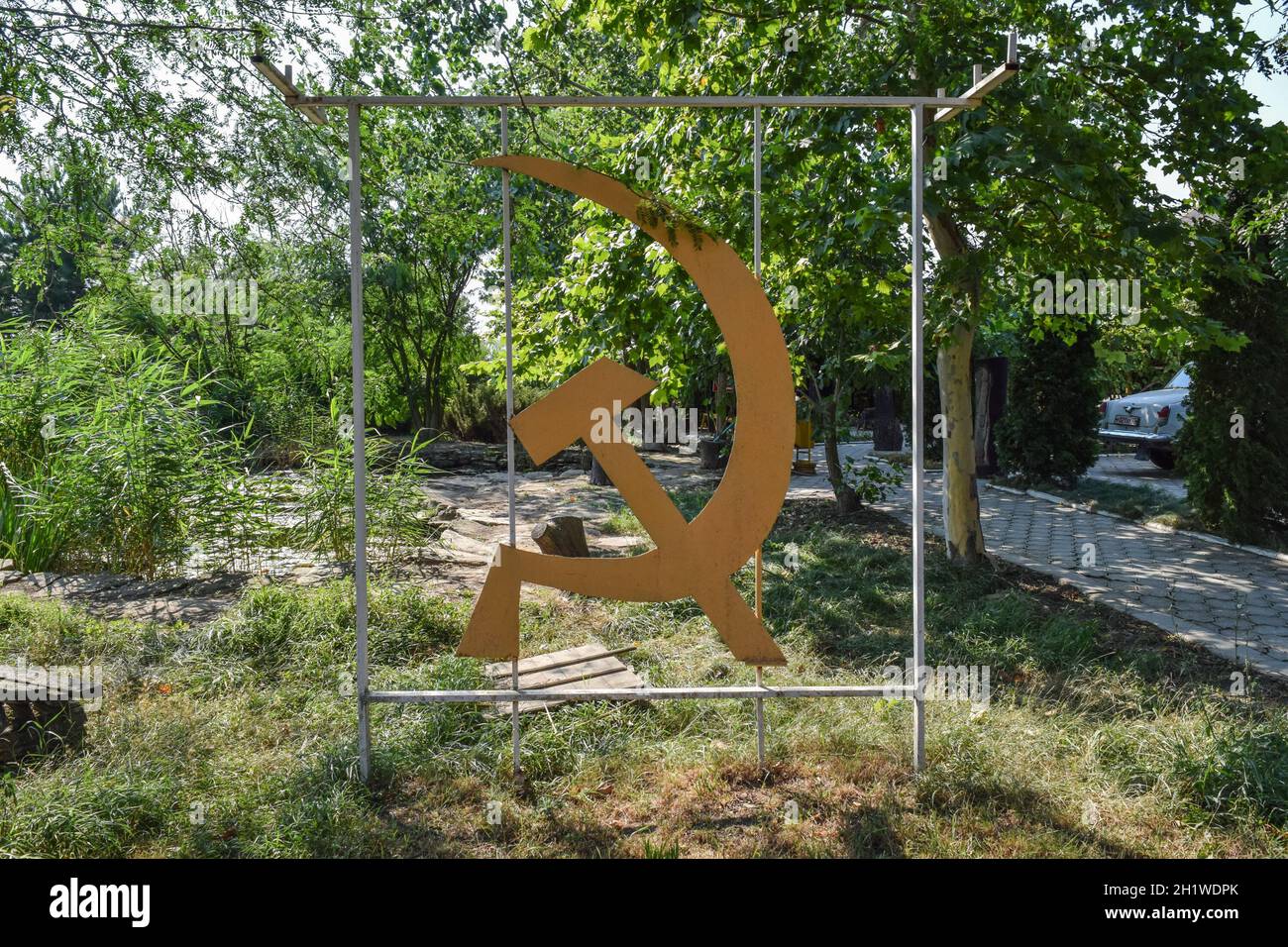Hammer and sickle. The symbol of the Soviet era Stock Photo - Alamy