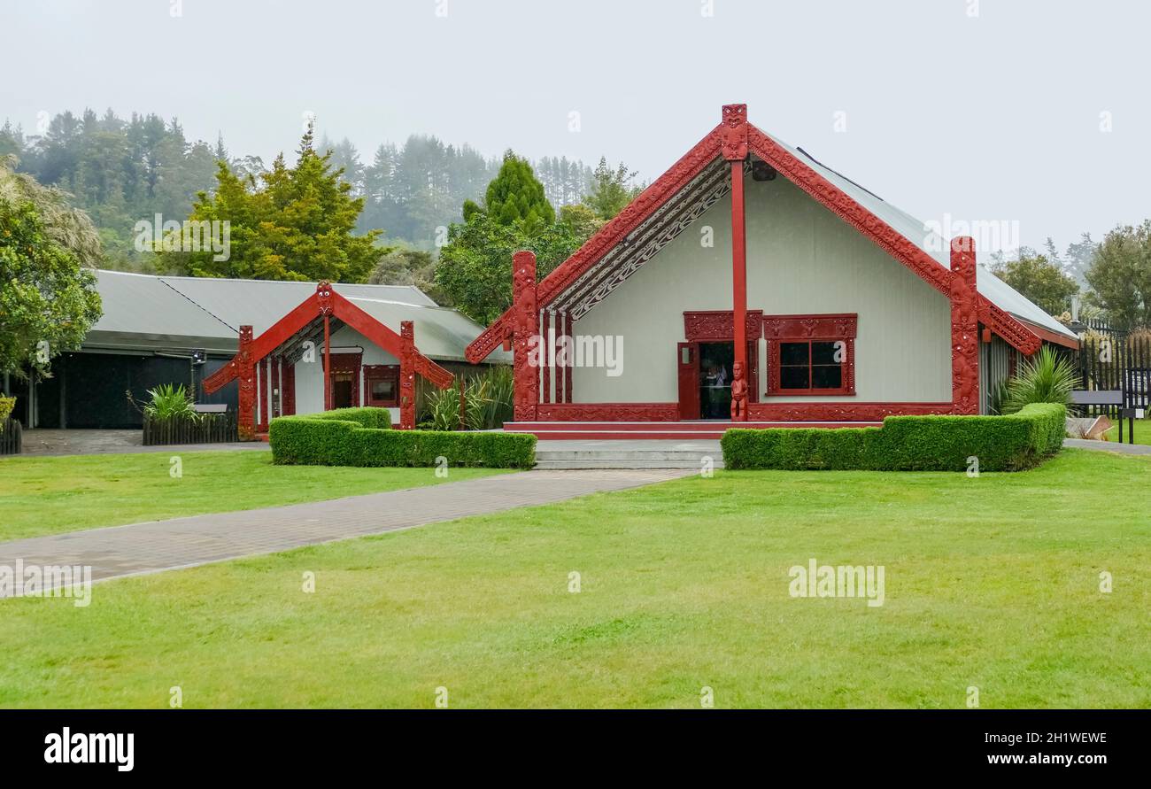 Traditional Maori houses seen in New Zealand Stock Photo - Alamy