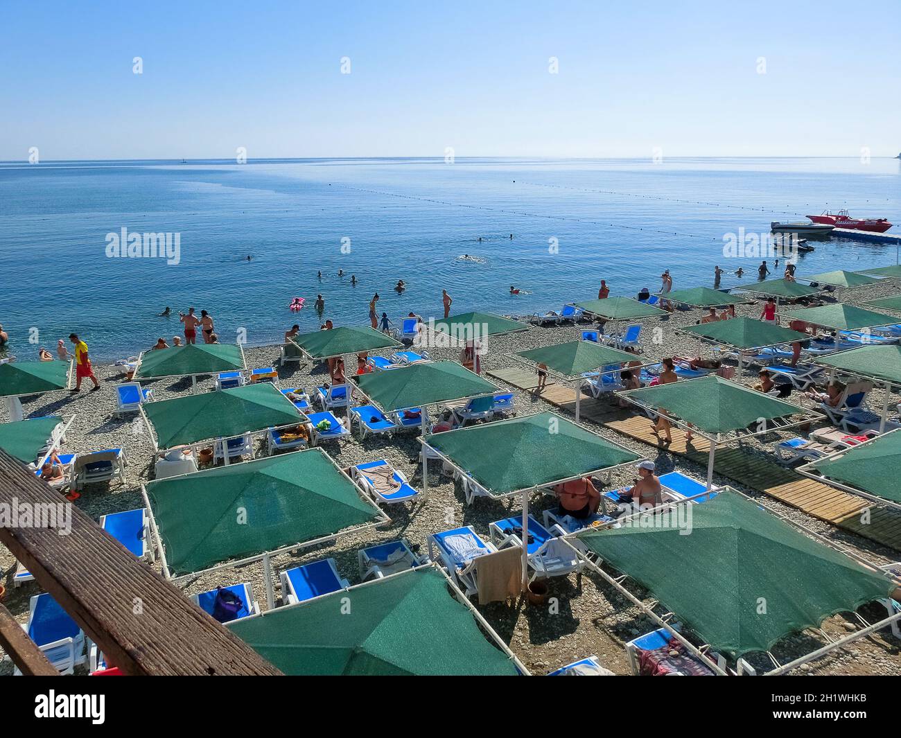 Deck chairs on beach hi-res stock photography and images - Alamy