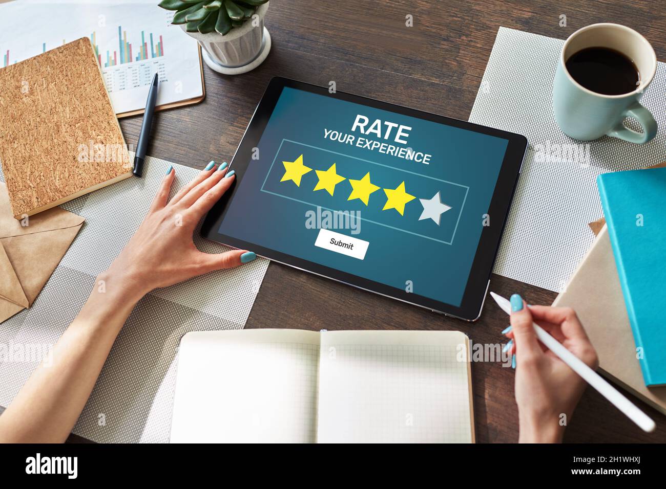 Rate customer experience review. Service and Customer satisfaction ...