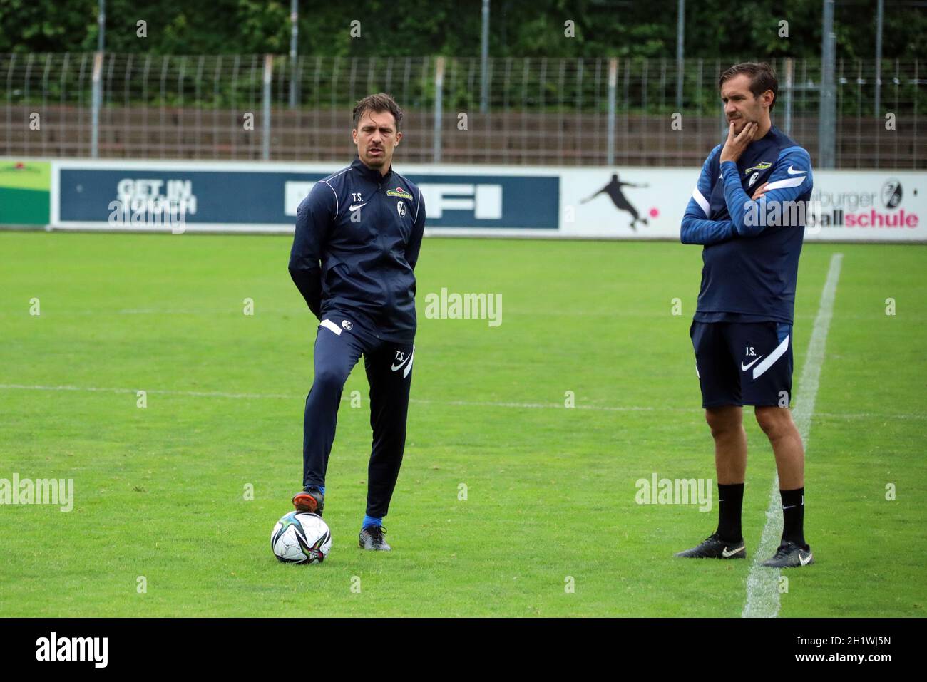 Julian schuster verbindungstrainer sc freiburg hi-res stock photography ...