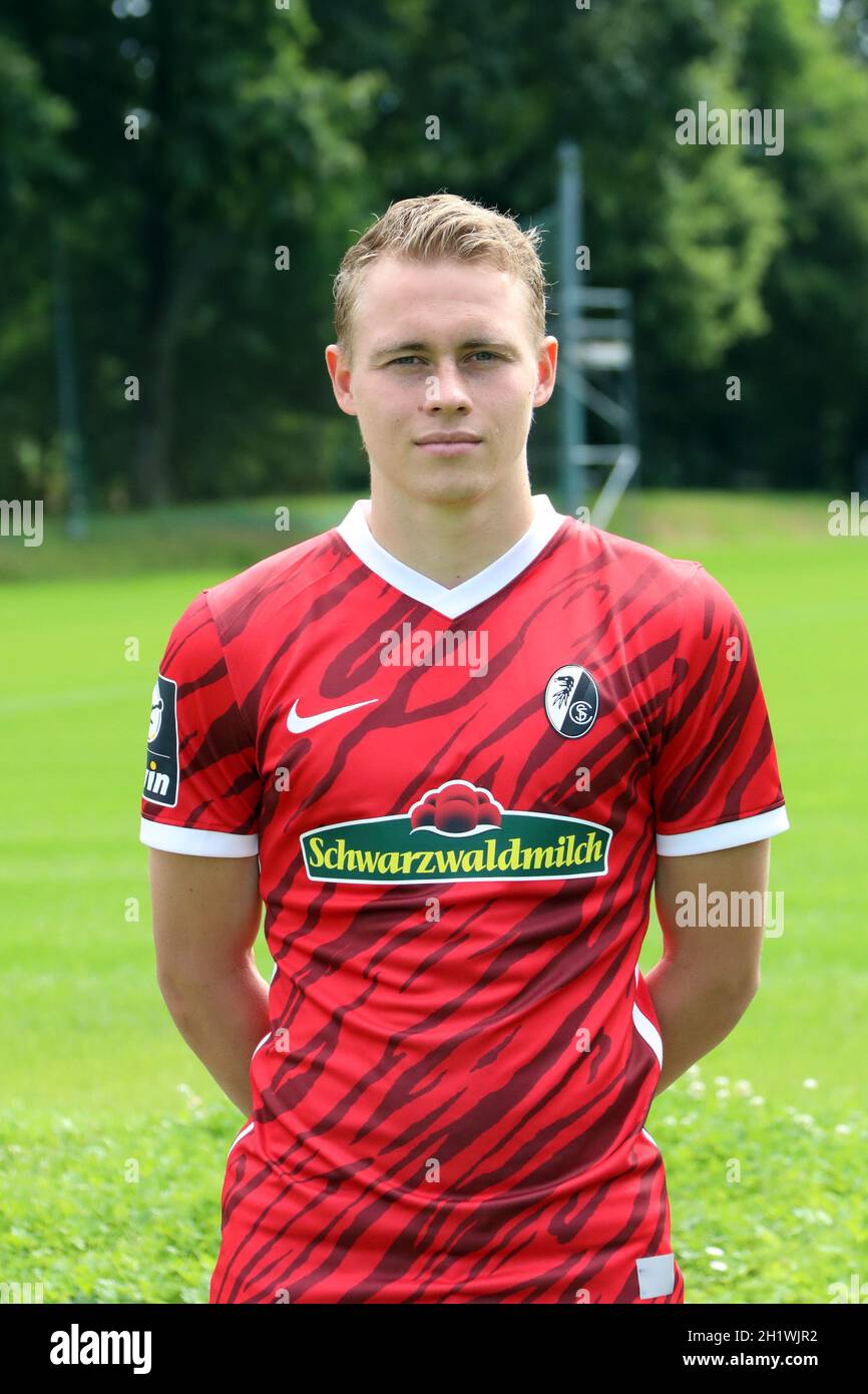 Mannschaftsfoto sc freiburg hi-res stock photography and images - Alamy