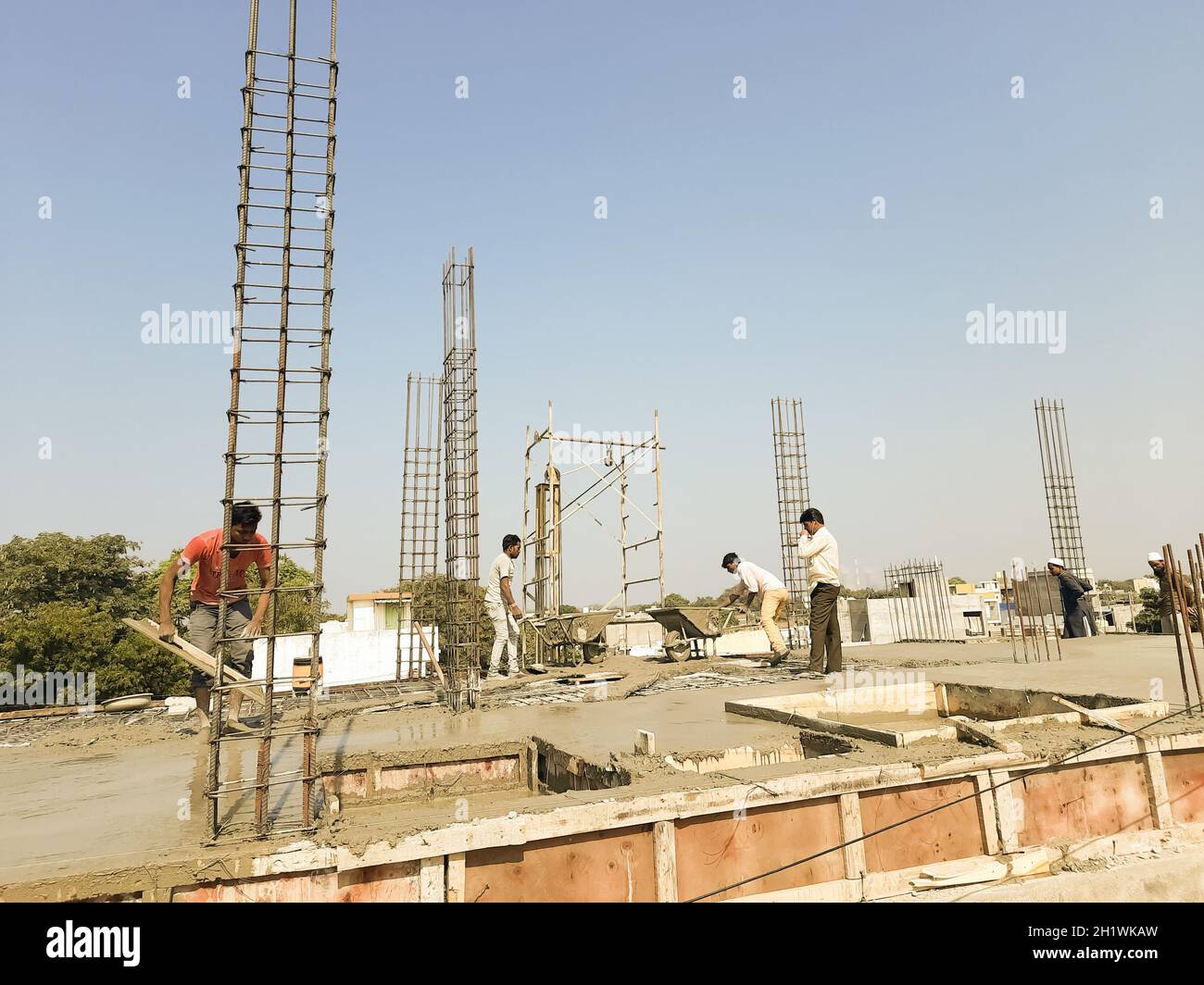 pouring concrete slab - concrete pouring during commercial concreting ...