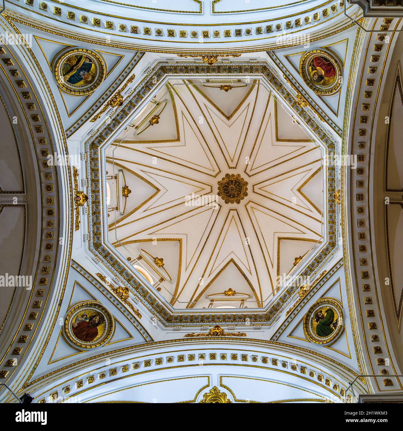 ALTEA, SPAIN - DECEMBER 28, 2018: Interior of the beautiful Catholic ...