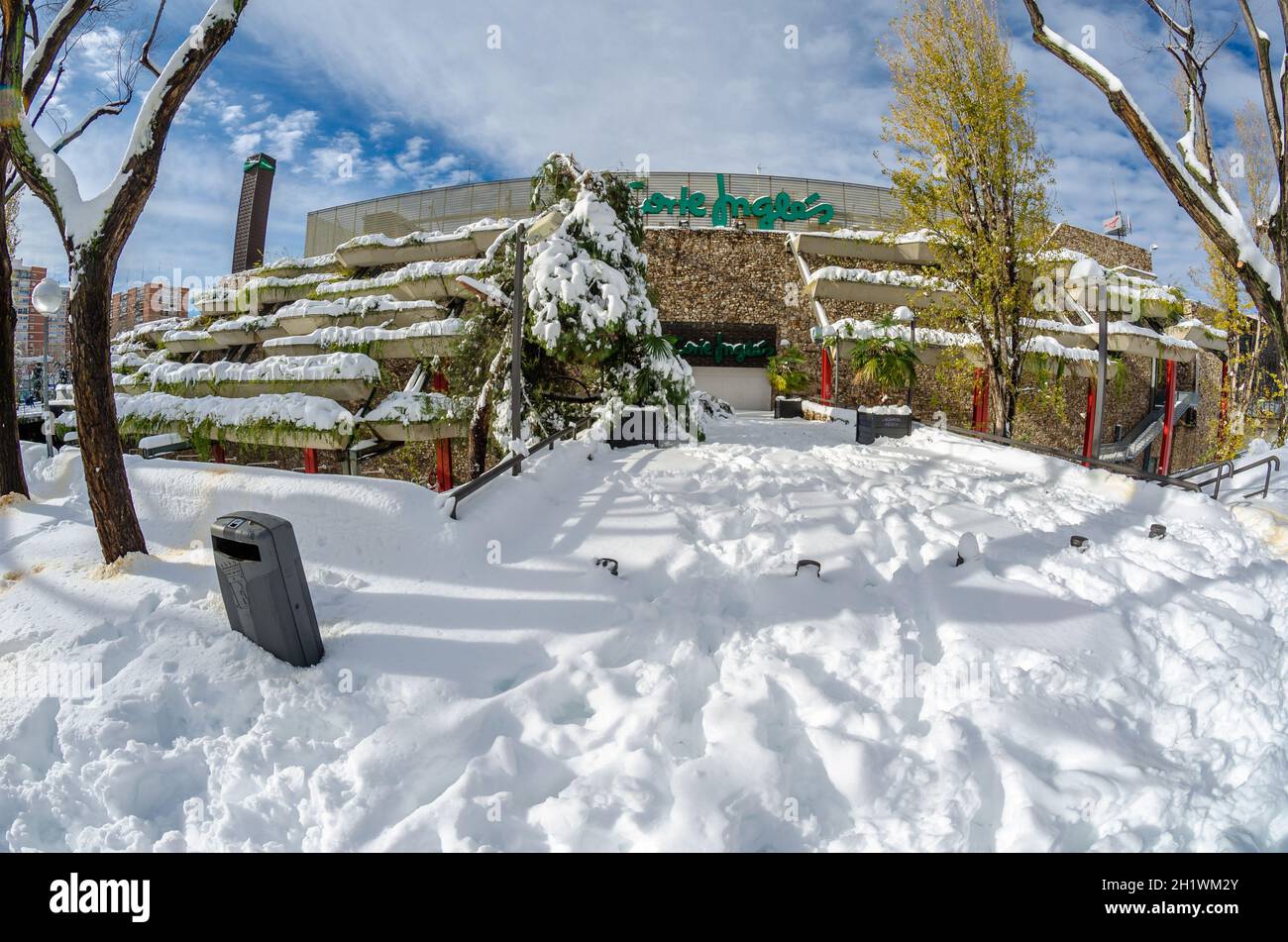 MADRID, SPAIN – JANUARY 10, 2021: El Corte Ingles store seen after ...