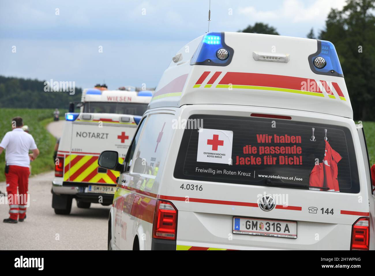 Rotes kreuz austria hi-res stock photography and images - Alamy