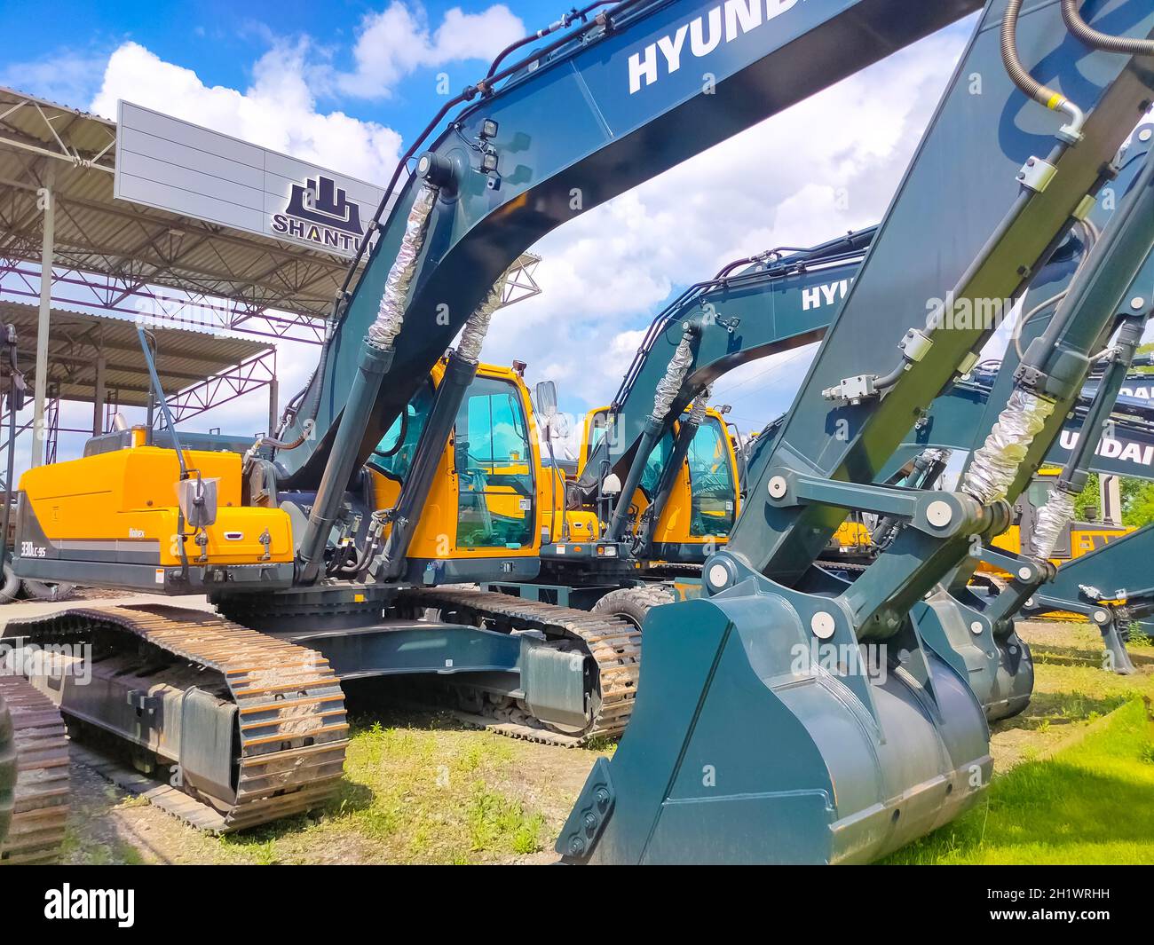 Hea technology logo hi-res stock photography and images - Alamy