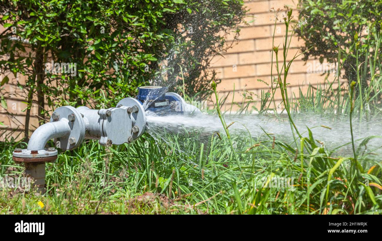 Water valve meter high pressure broken gaskets on bolted flanges ...