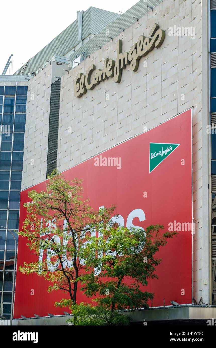 MADRID, SPAIN - JULY 23, 2021: Facade of El Corte Ingles store in ...