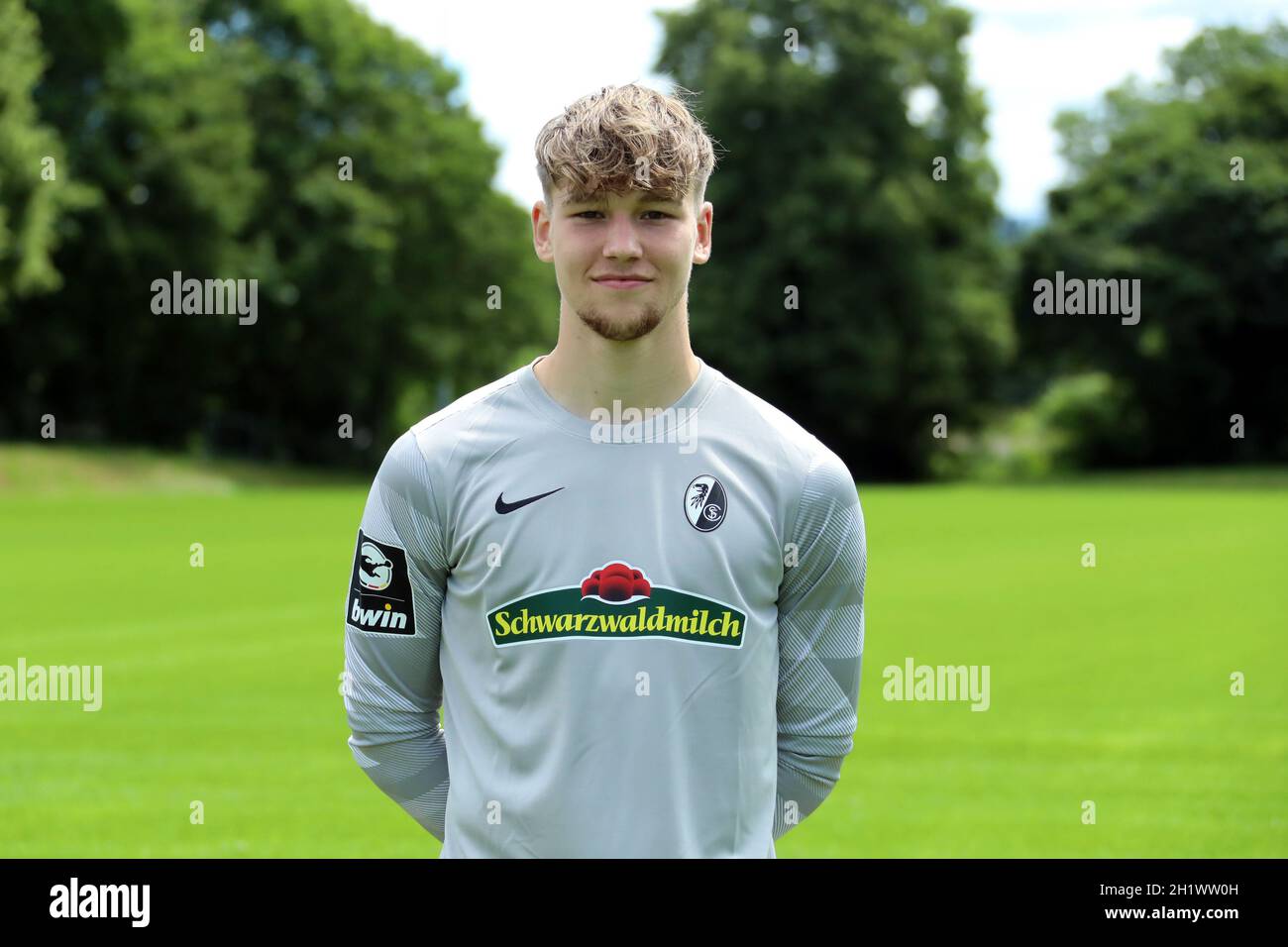 Torwart sauter niklas sc freiburg ii u23 hi-res stock photography and ...
