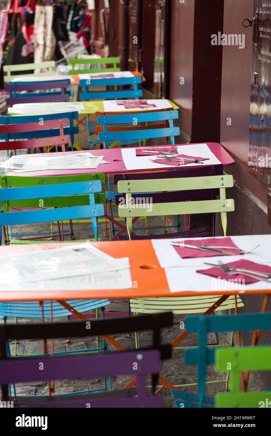 Paris - Very colorful Parisian outdoor cafe in Montmartre Stock Photo ...