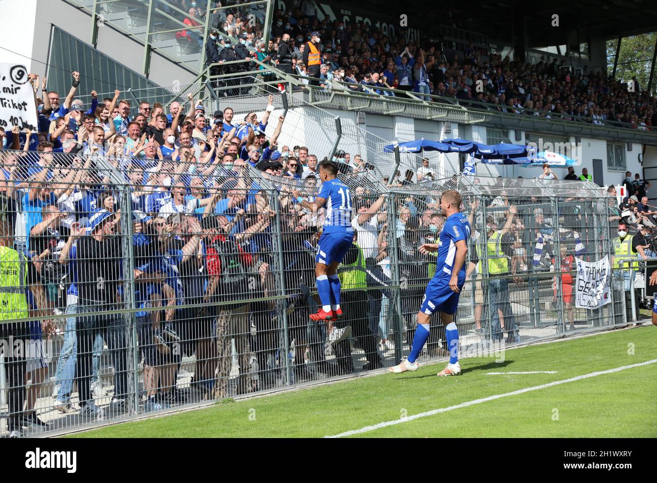 Ms karte hi-res stock photography and images - Alamy