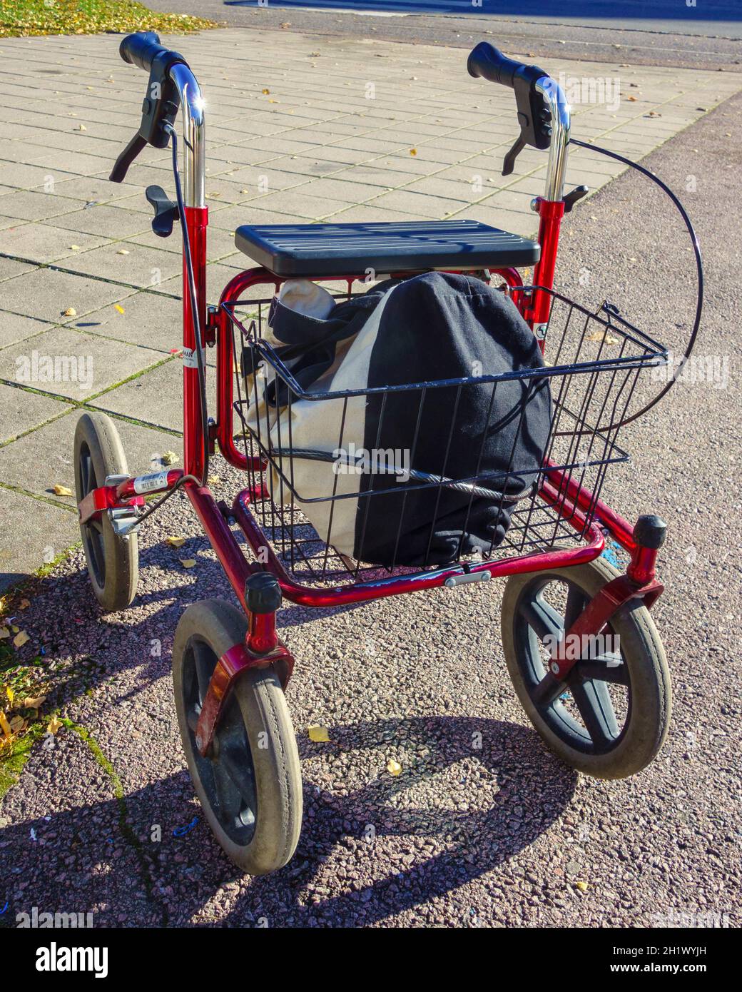 Freedom of movement hi-res stock photography and images - Alamy