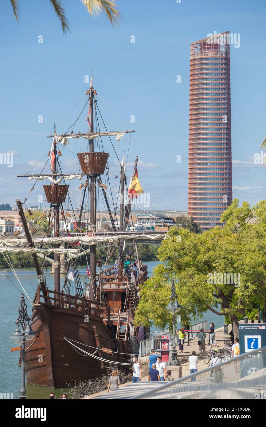 Successfully circumnavigating globe hi-res stock photography and images ...