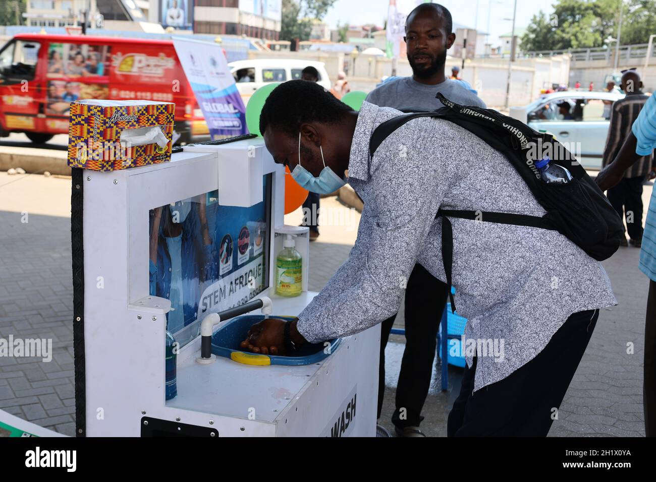 Public handwashing facility hi-res stock photography and images - Alamy