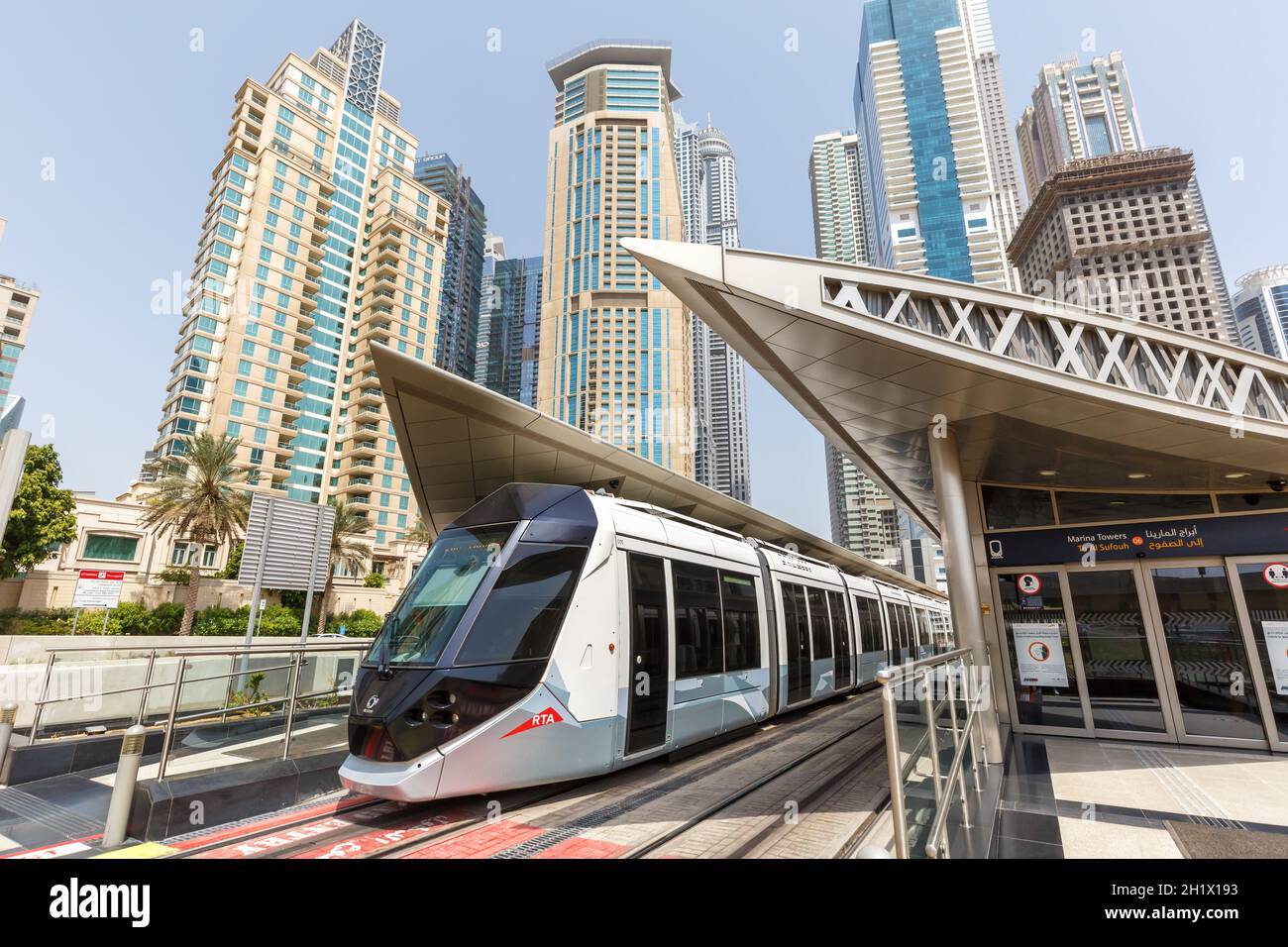 Dubai, United Arab Emirates - May 24, 2021: Dubai Tram public transport ...