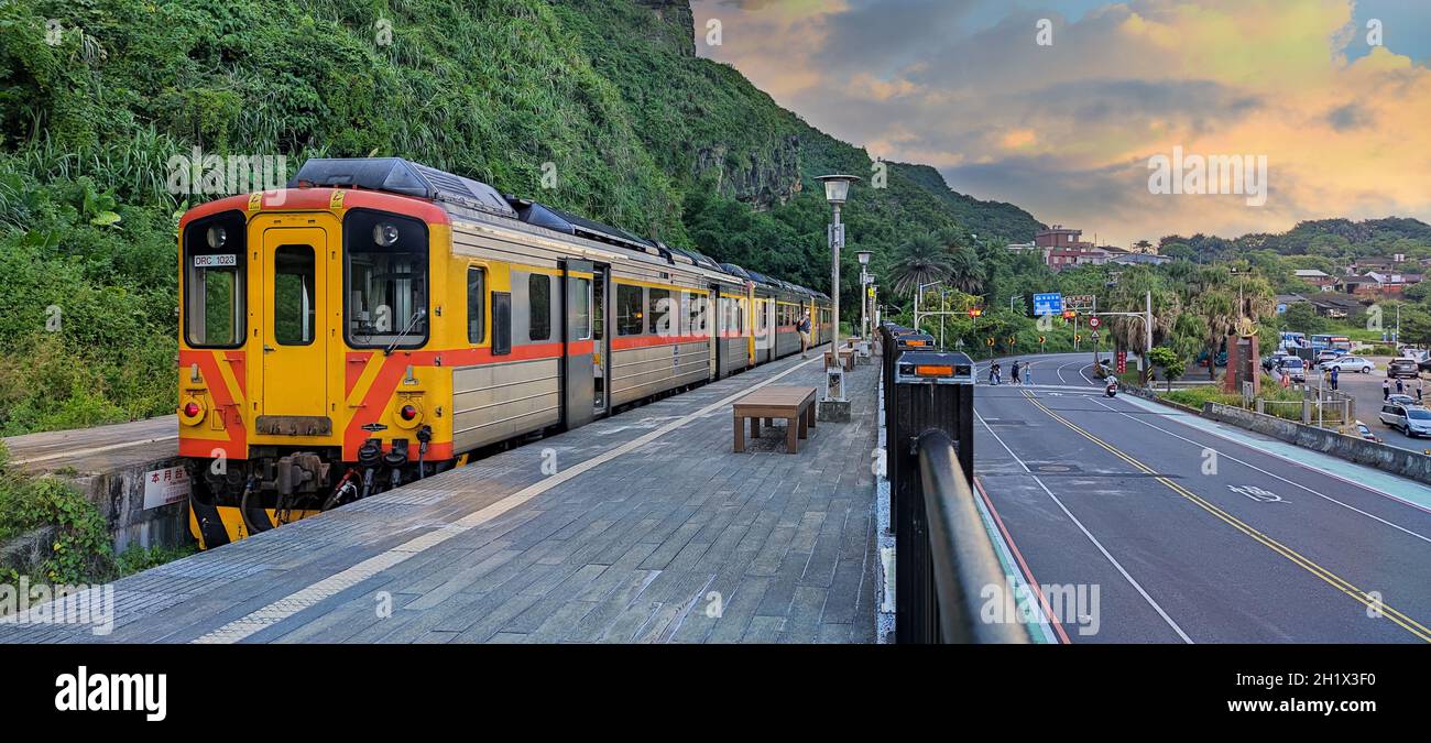 Keelung, Taiwan - 25 Aug, 2021 : Scenery of Badouzi railway station in ...