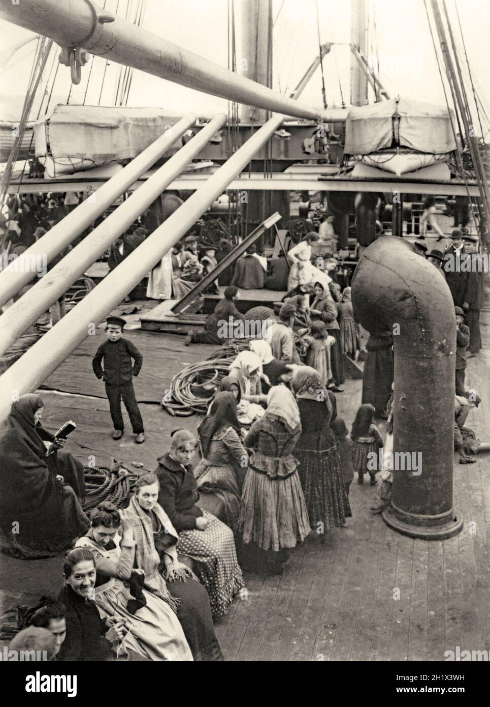 First class passenger ship 1897 hi-res stock photography and images - Alamy