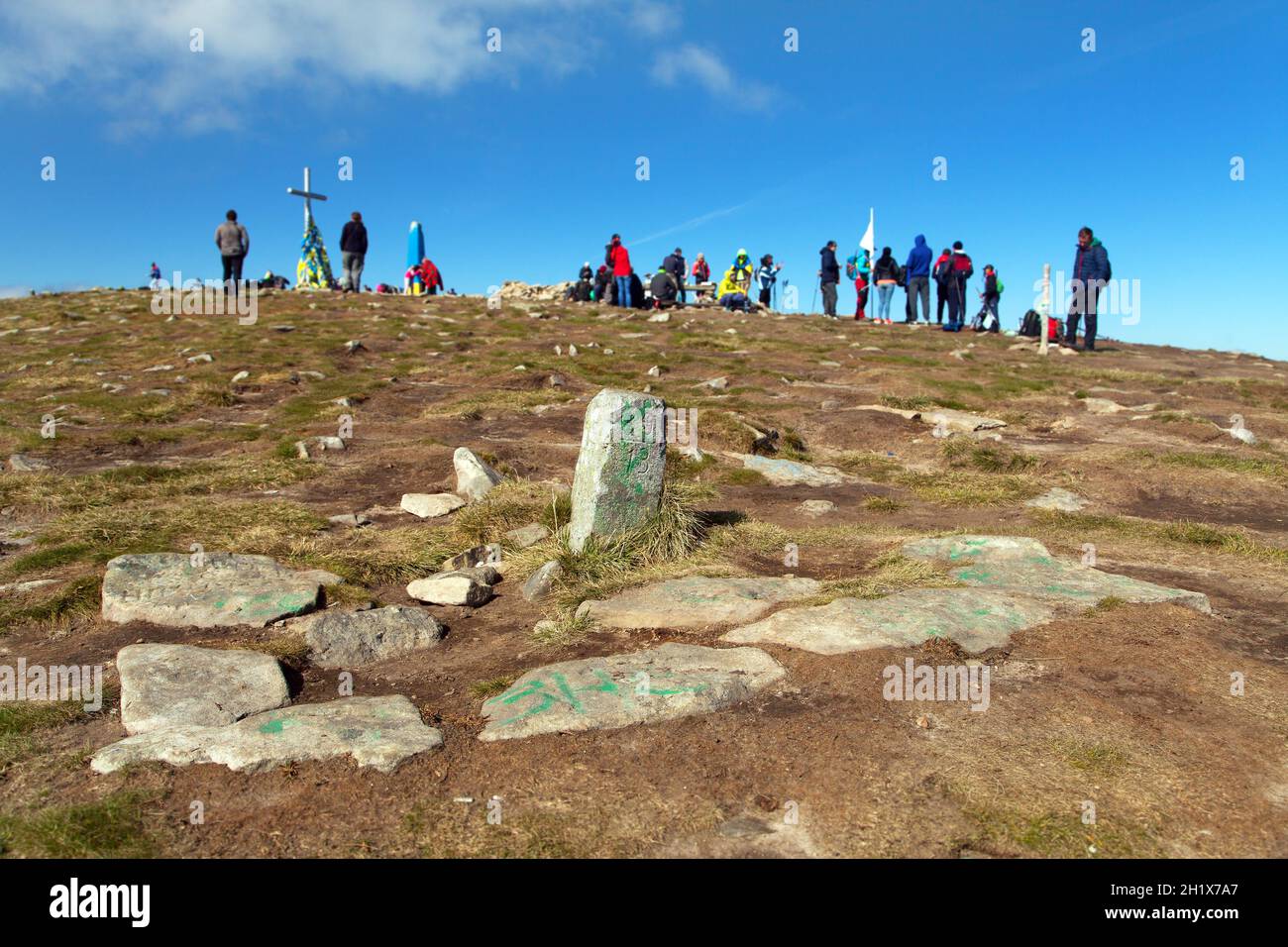 Top of mount Hoverla with people, the highest mount of Ukraine ...