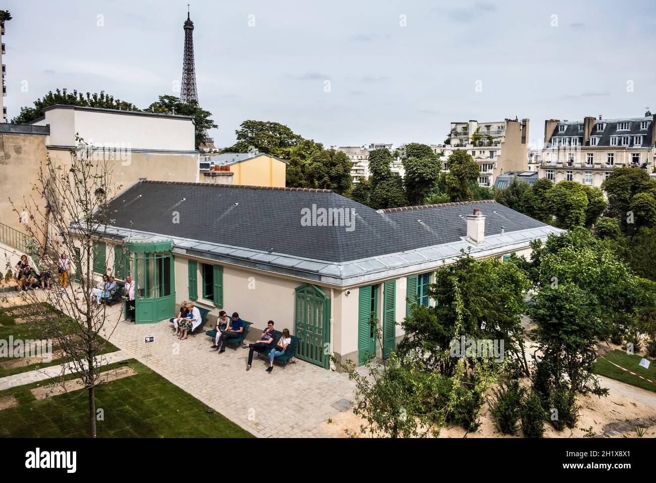 FRANCE. PARIS (16TH DISTRICT). BALZAC'S HOUSE AND HIS GARDEN Stock ...