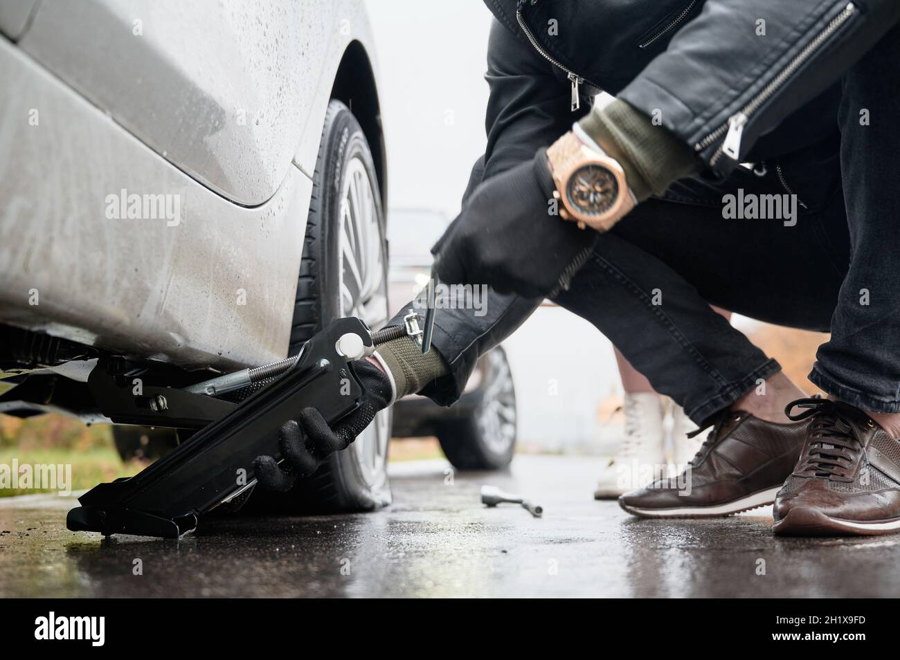 Jacking hi-res stock photography and images - Alamy