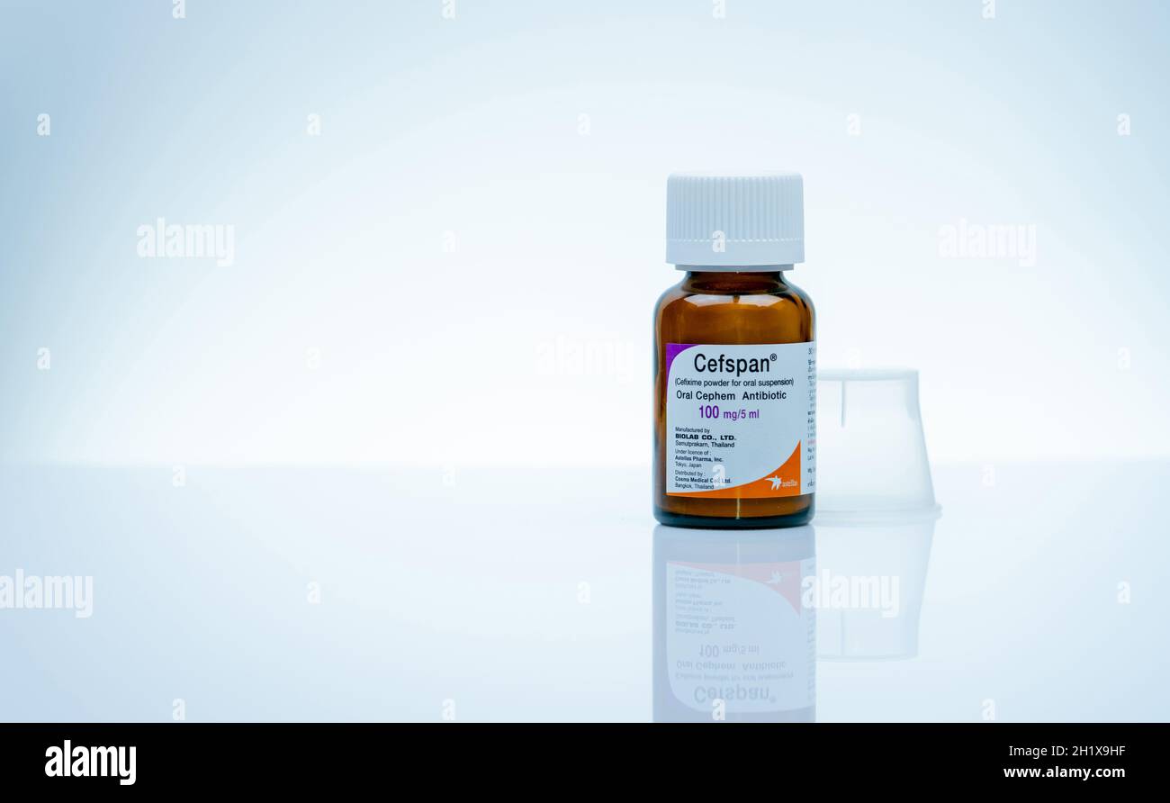 CHONBURI, THAILAND-SEPTEMBER 5, 2021 : Cefspan in amber glass bottle on ...